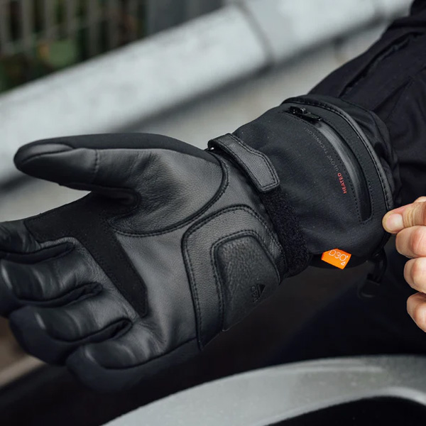 Merlin Curborough D3O Heated Gloves - Sports Bike Shop